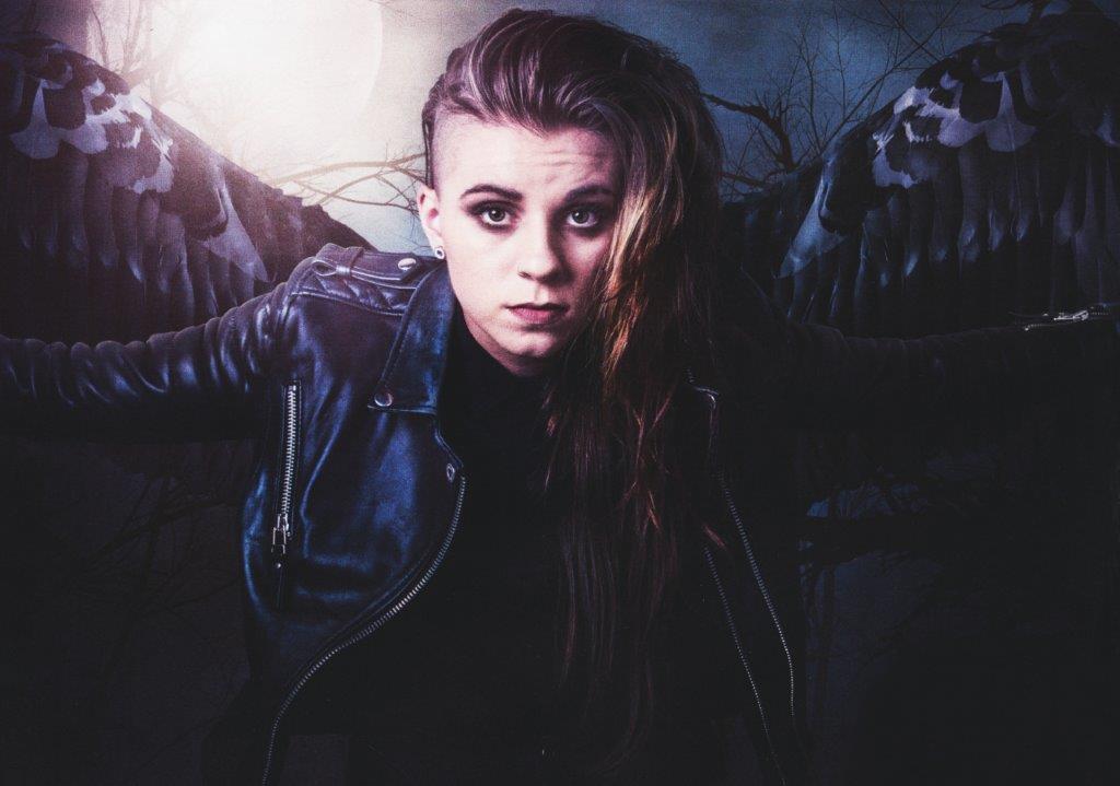 LYNN GUNN Pvris Poster Print - prints4u