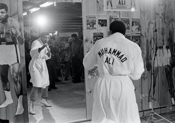 Muhammad Ali Robe Mirror Boxing Poster Print - prints4u
